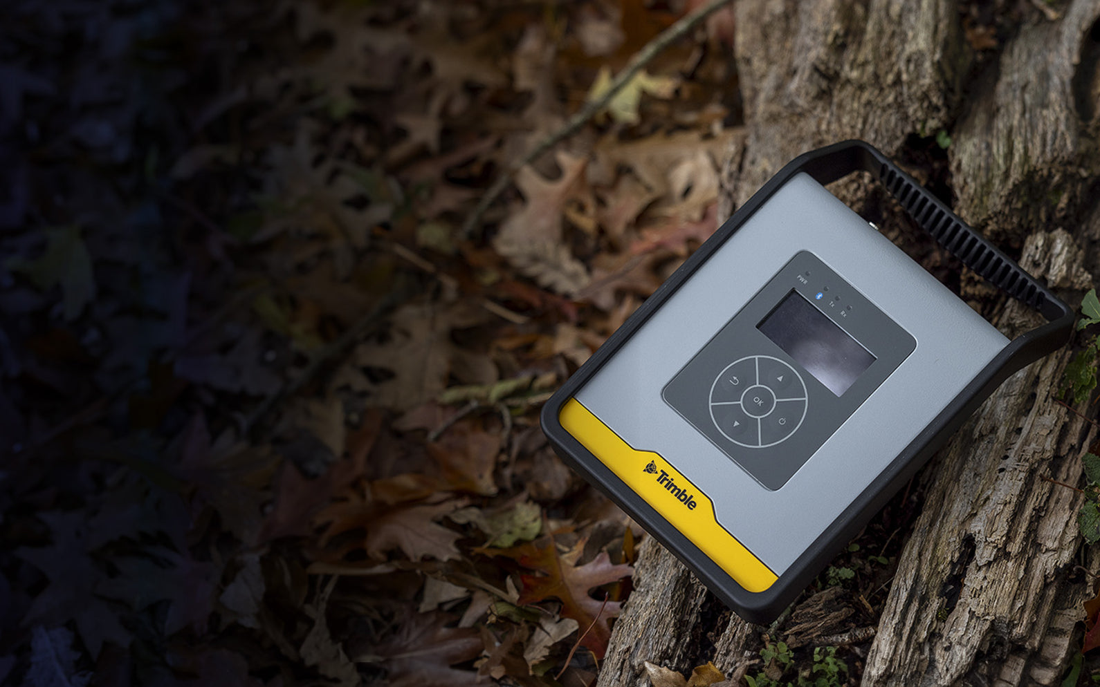 Trimble TDL450B Typhoon Radio | Bluetooth | Vectors Inc.
