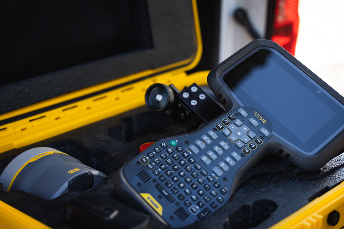Trimble TSC510 Rugged Data Collector 3x Faster Processing | Vectors